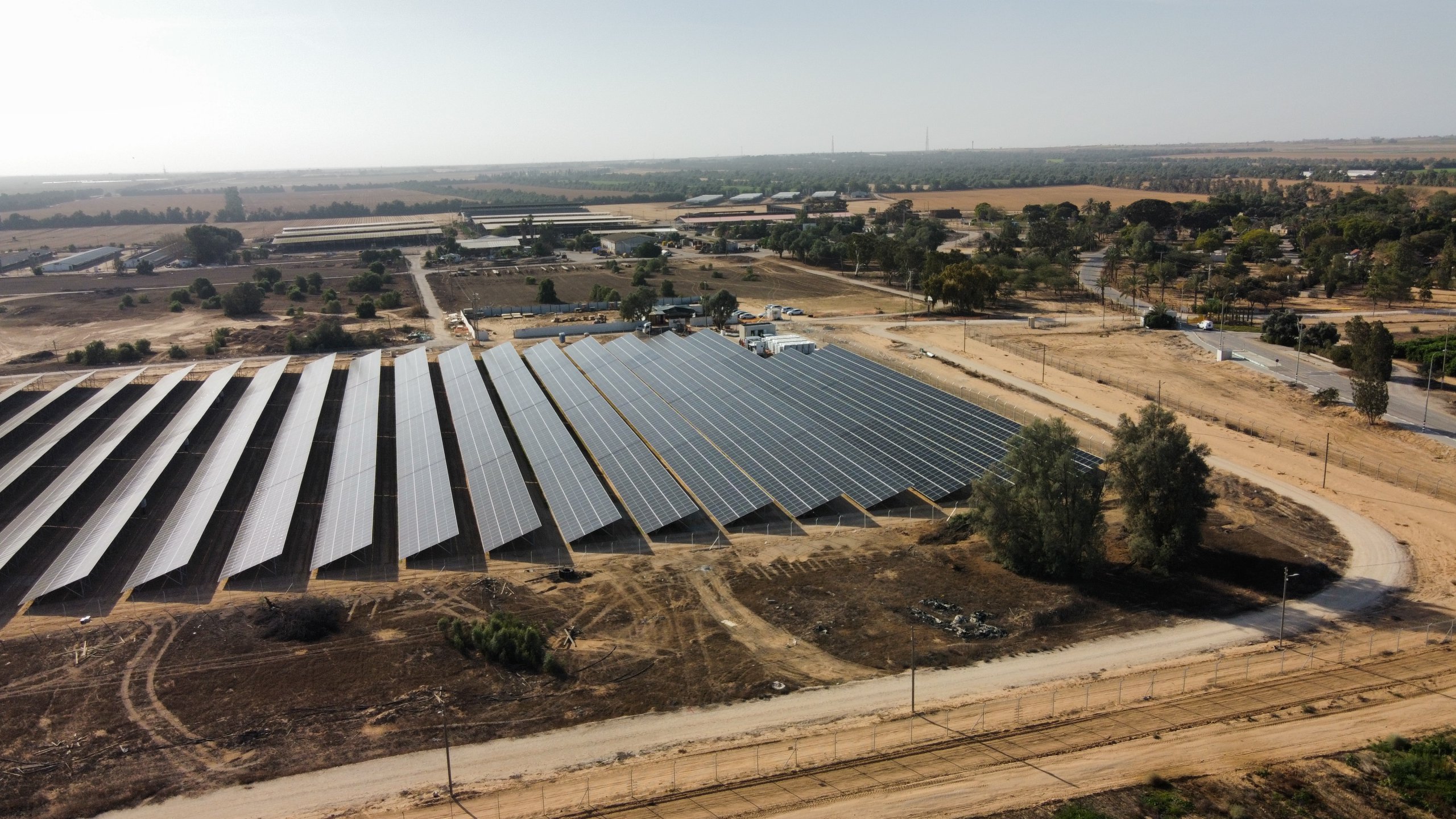 WHITE DRAW SOLAR+STORAGE - Doral Renewables LLC